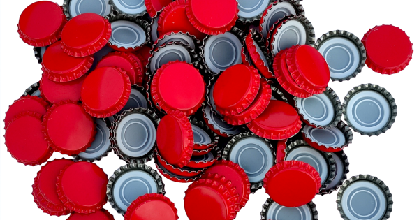 100 Red Crown Caps - 29mm - For Champagne Bottles - The Homebrew Centre